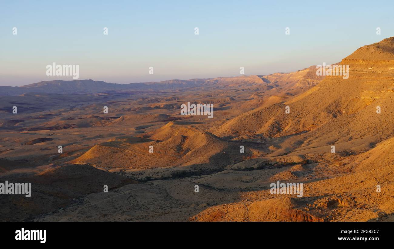 Sunrise view of HaMakhtesh HaGadol the big crater, in the Negev Desert ...