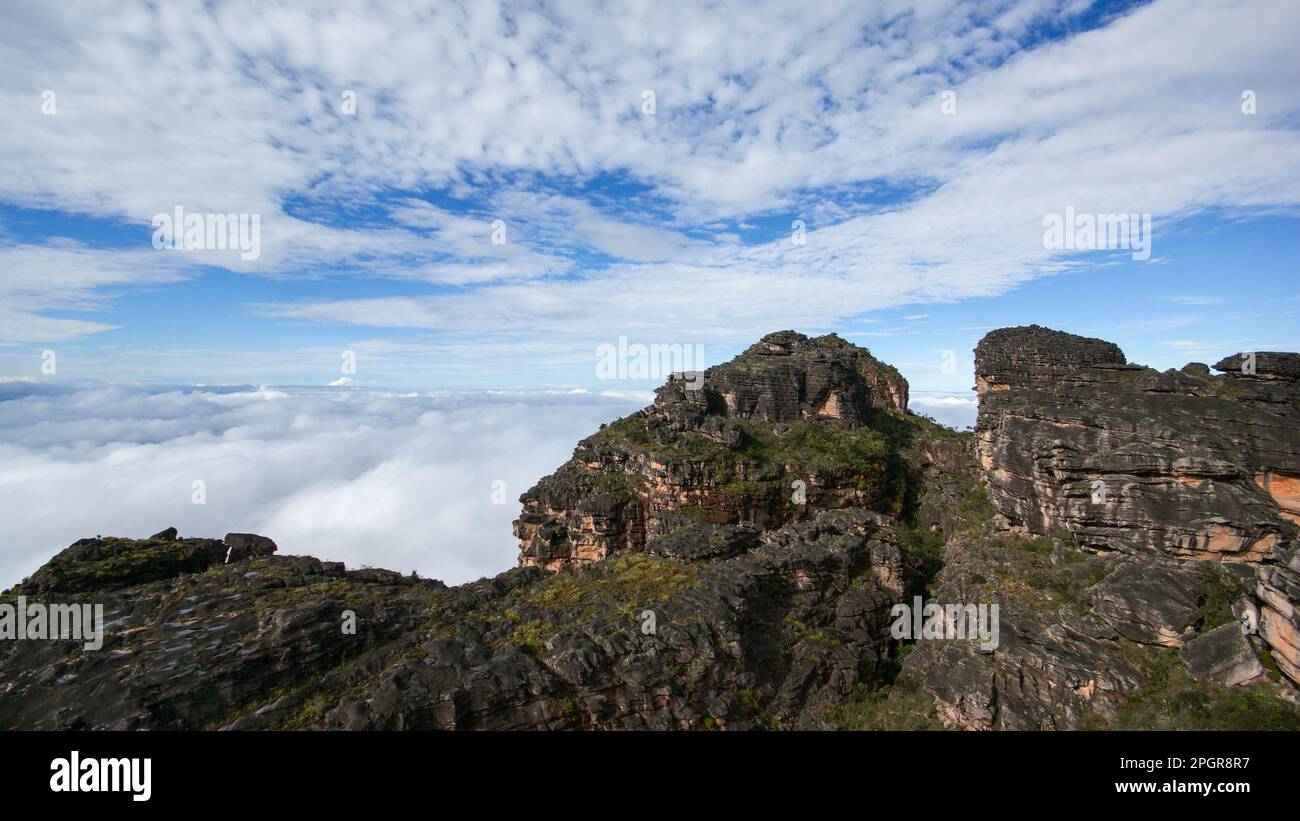 Guiana highlands table mountain hi-res stock photography and images - Alamy