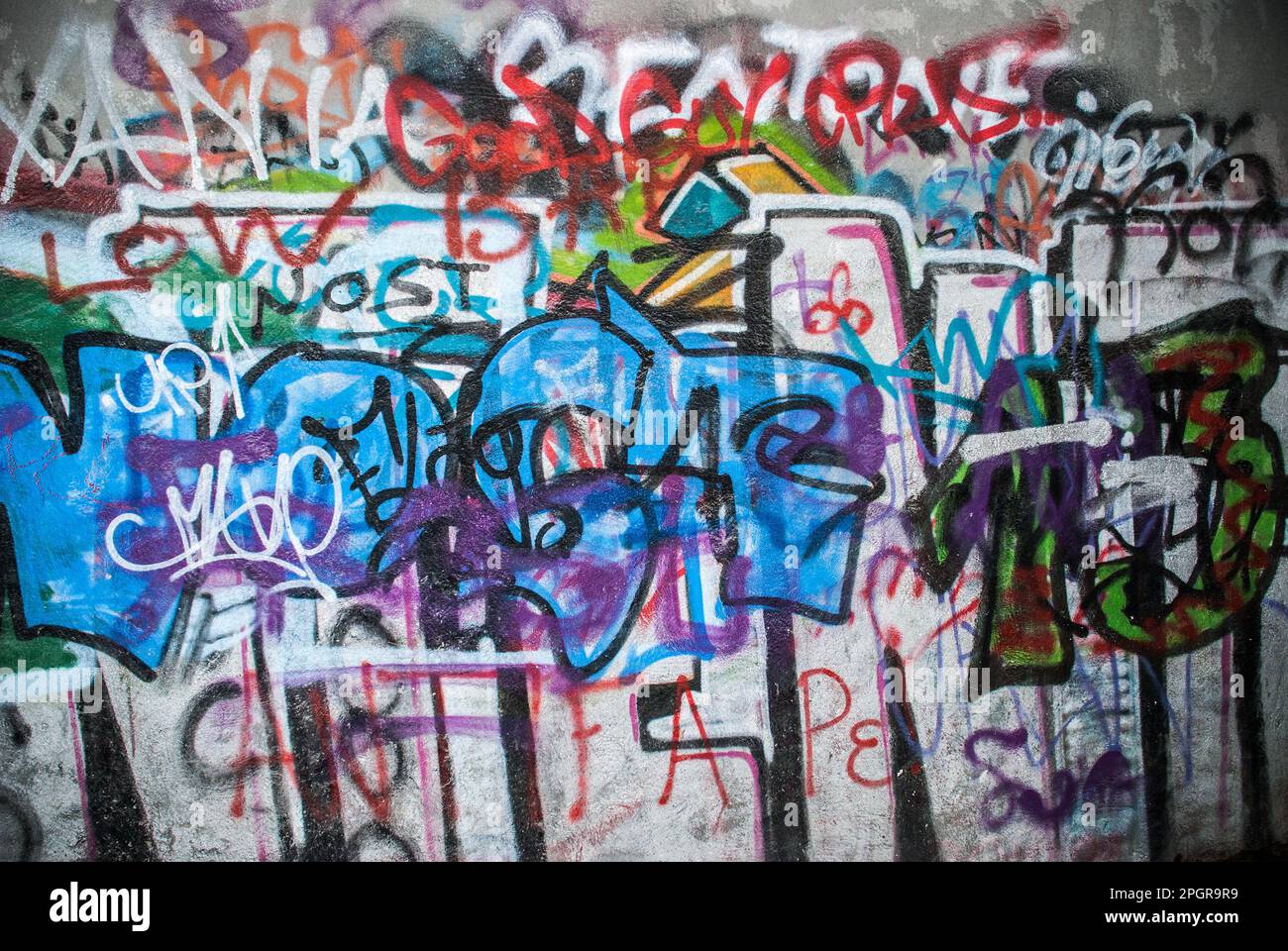 Graffiti street art ,sometimes quite jumbled up,in Rethymnon on the ...