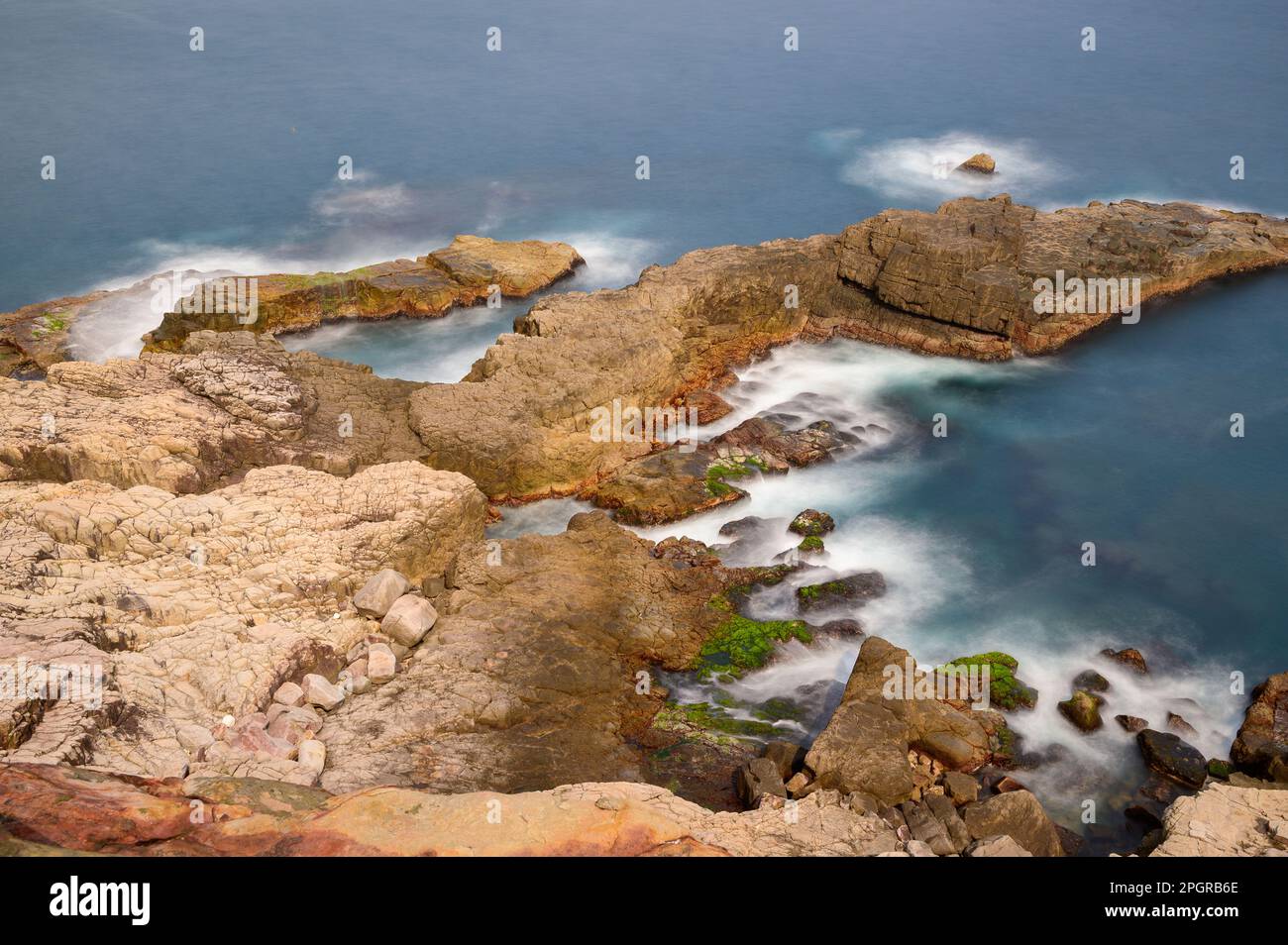 Discover Longdong's Breathtaking Coastal Landscapes - Dramatic Rock ...