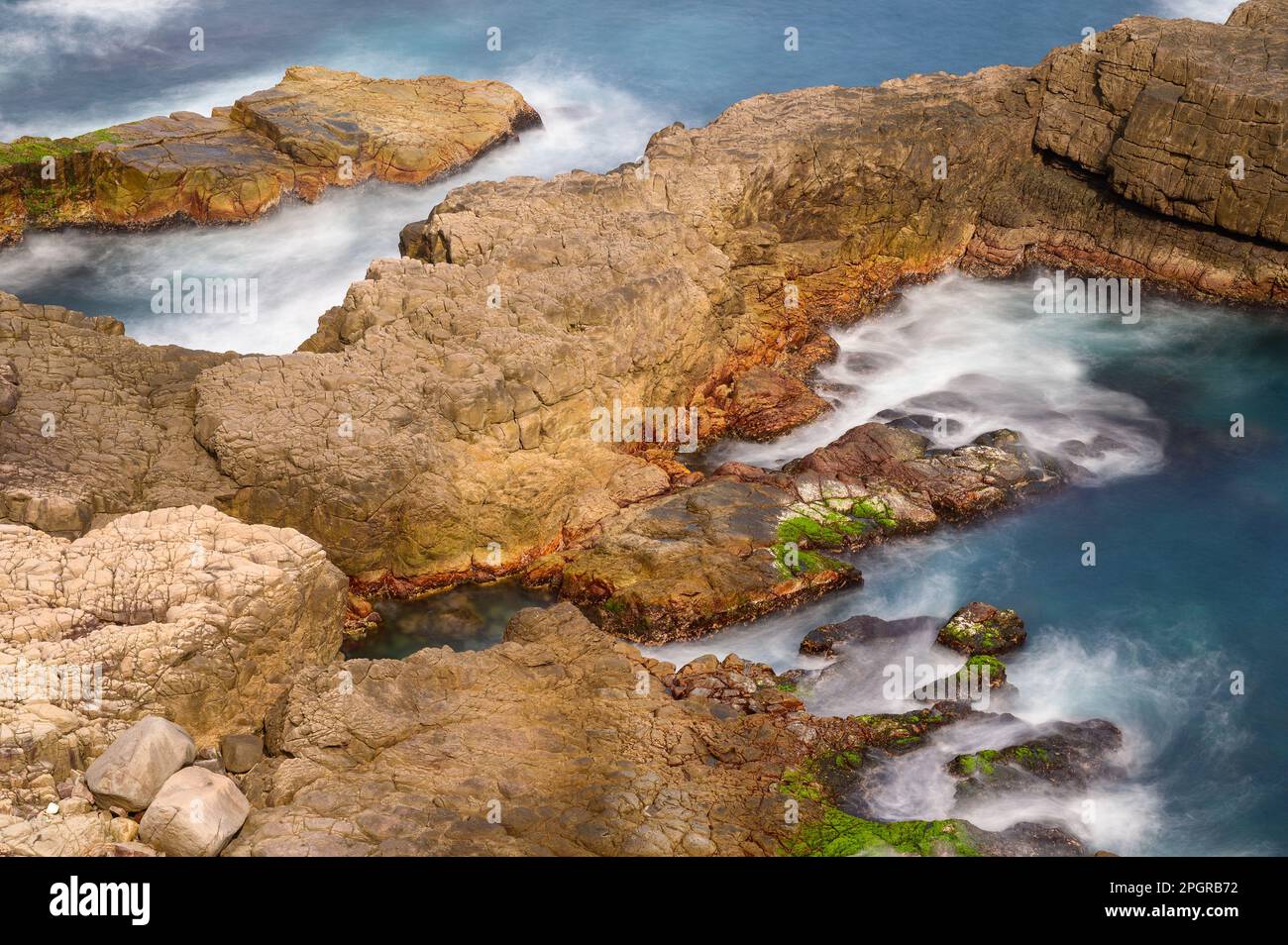 Discover Longdong's Breathtaking Coastal Landscapes - Dramatic Rock ...