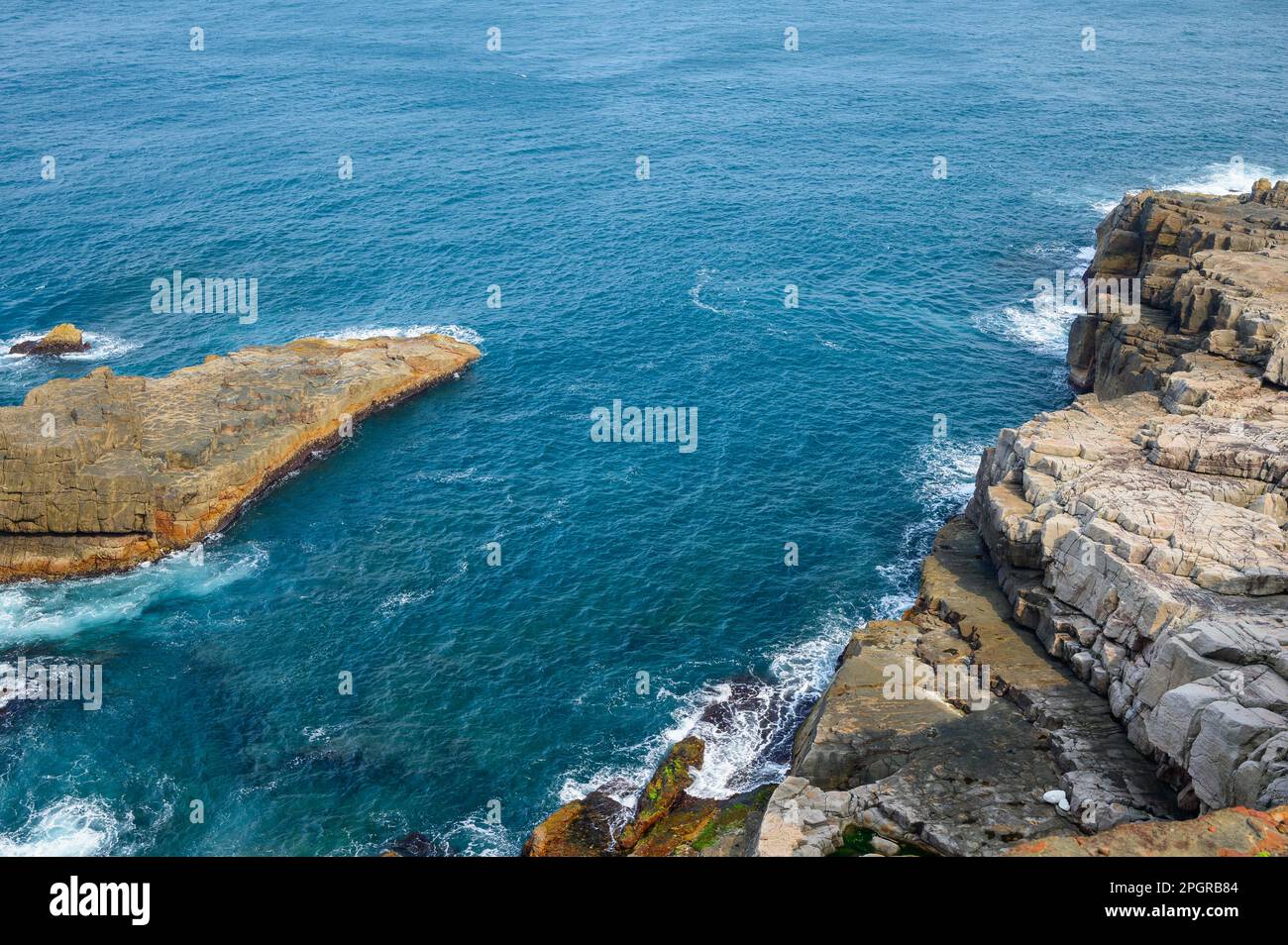 Discover Longdong's Breathtaking Coastal Landscapes - Dramatic Rock ...