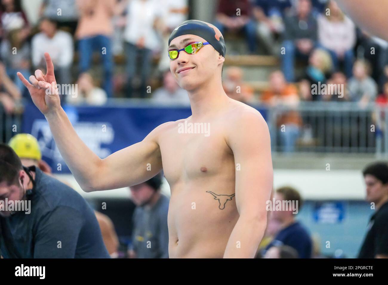 Minneapolis, Minnesota, USA. 23rd Mar, 2023. Texas junior CARSON FOSTER ...
