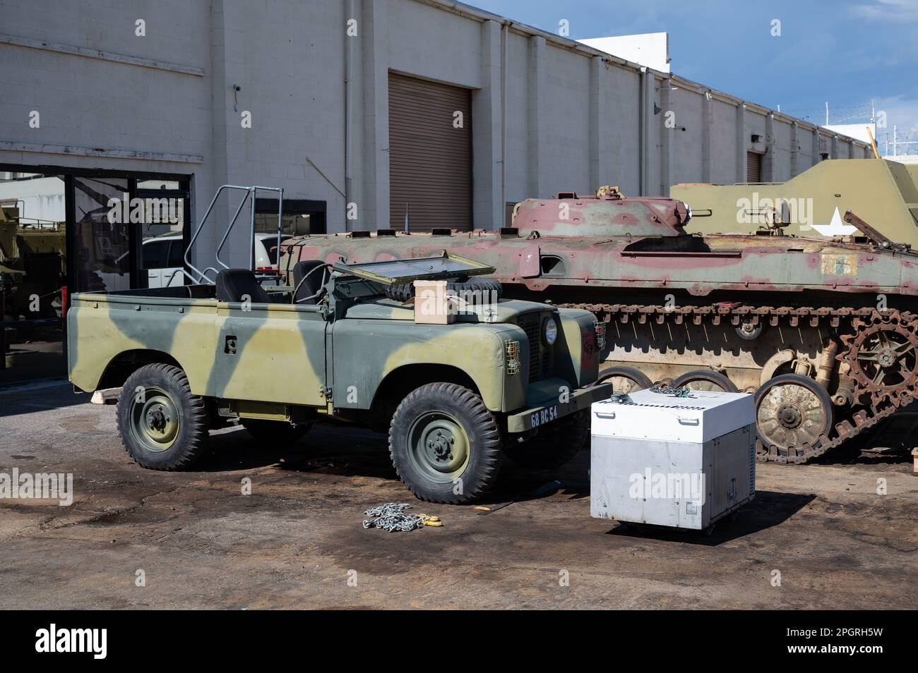 Old military vehicle hi-res stock photography and images - Alamy