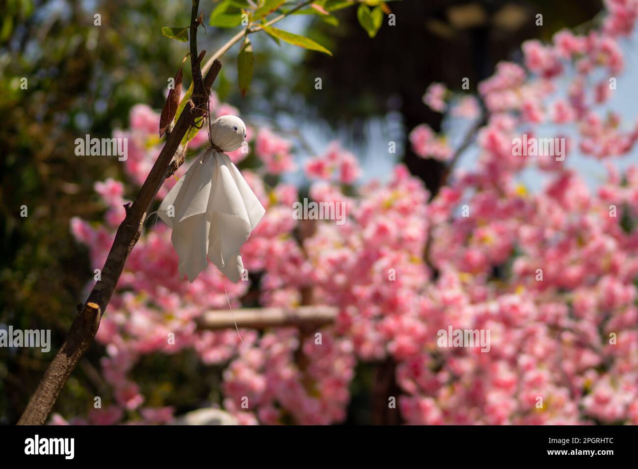 Japanese rain doll hi-res stock photography and images - Alamy