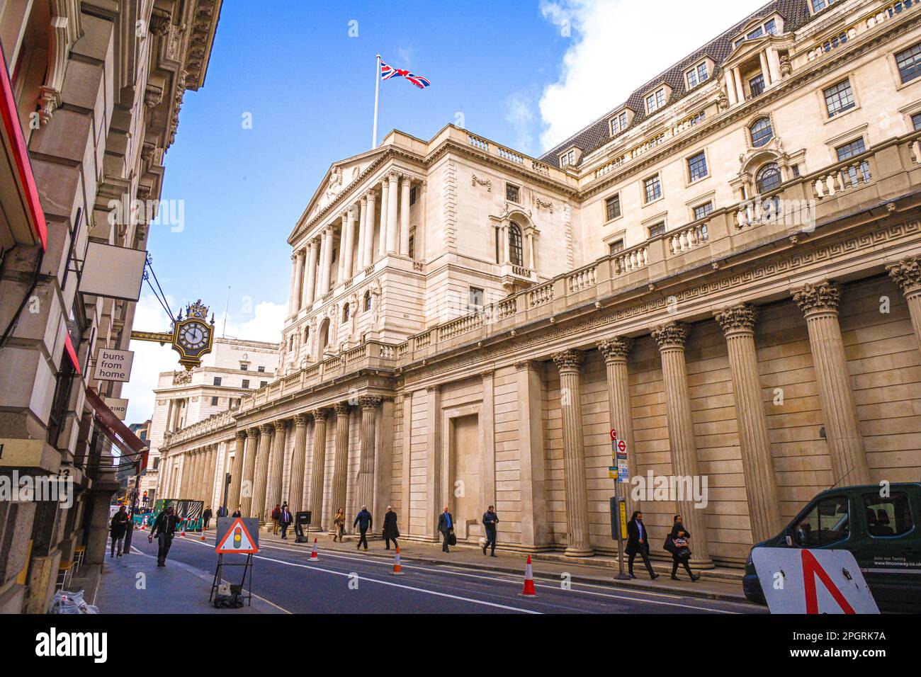 Worlds eight oldest bank hi-res stock photography and images - Alamy