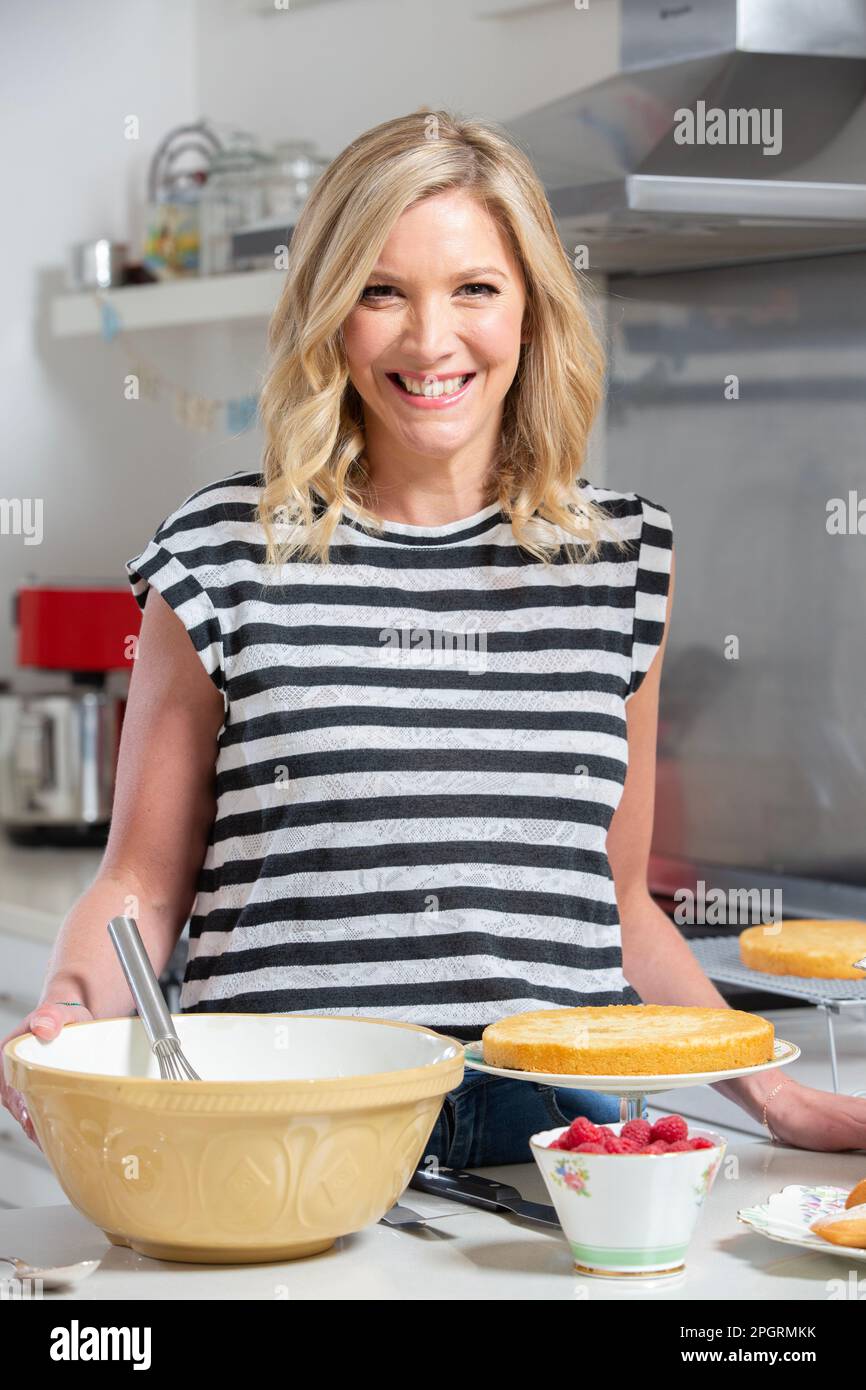 Lisa Faulkner, actress, presenter and television chef, in her kitchen ...