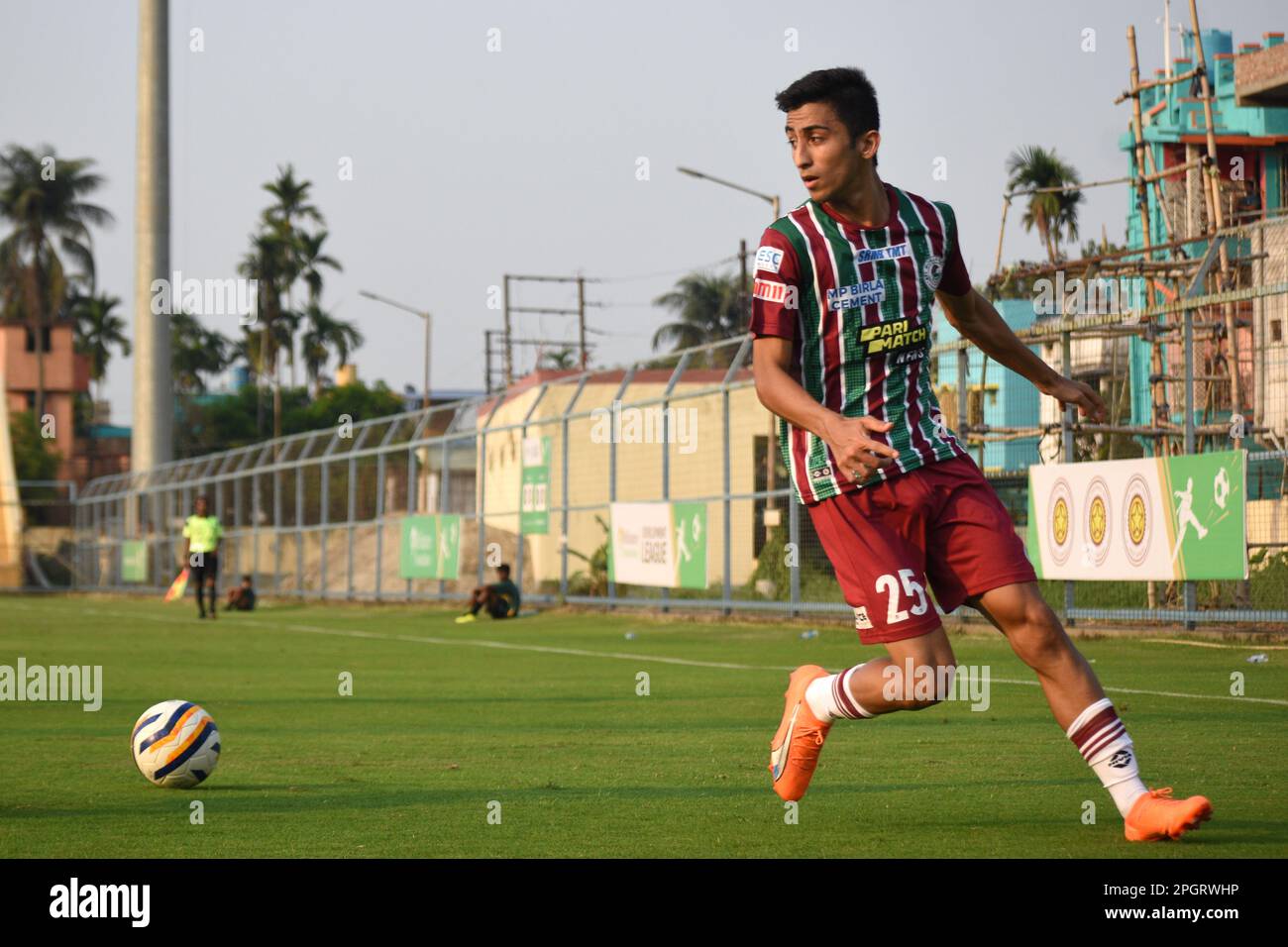 Kolkata, India. 24th Mar, 2023. ATK Mohun Bagan shares one point with Emammi East Bengal in ...