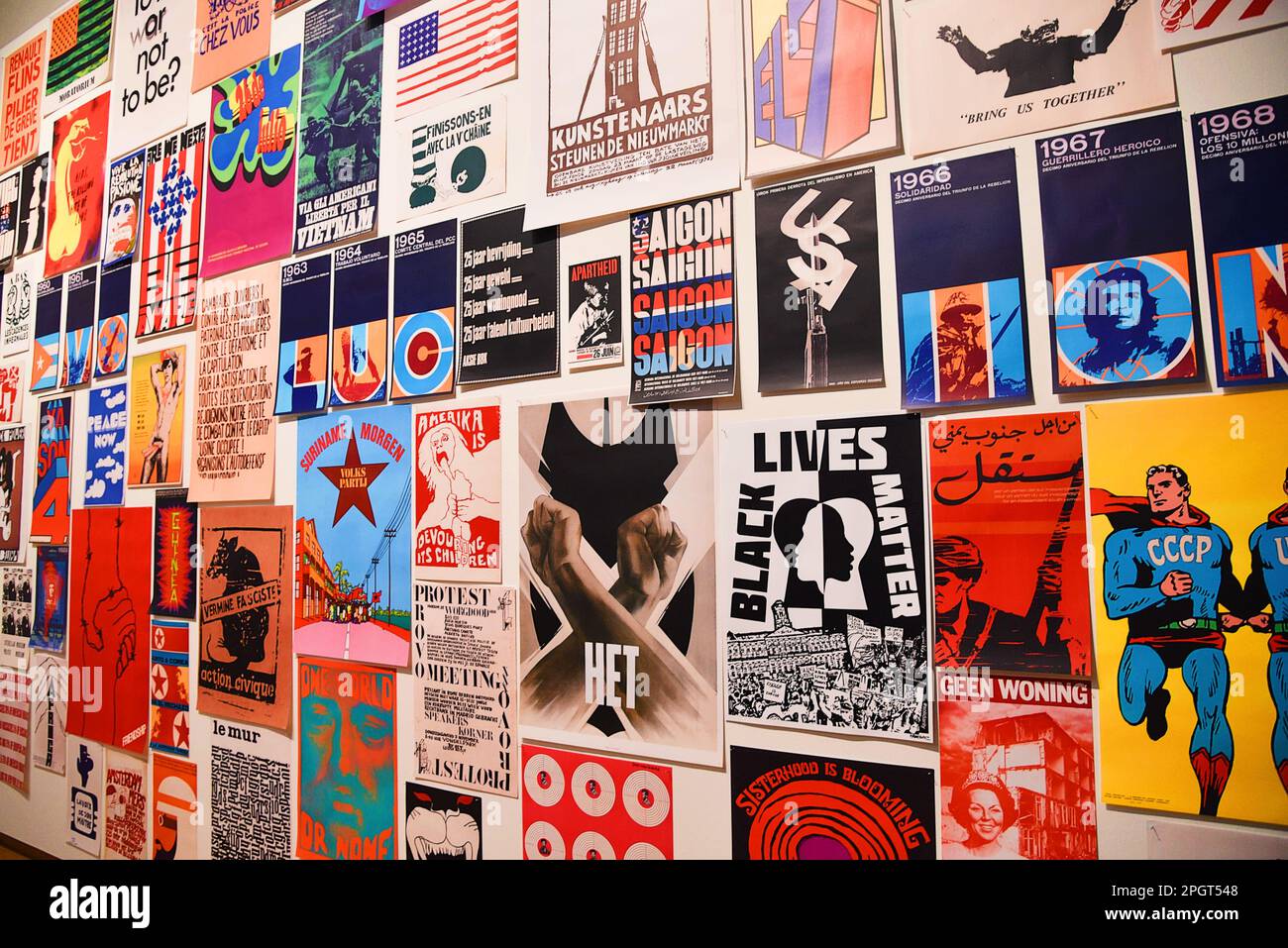 Amsterdam, Netherlands. January 2023. Visitor takes photo of a wall ...
