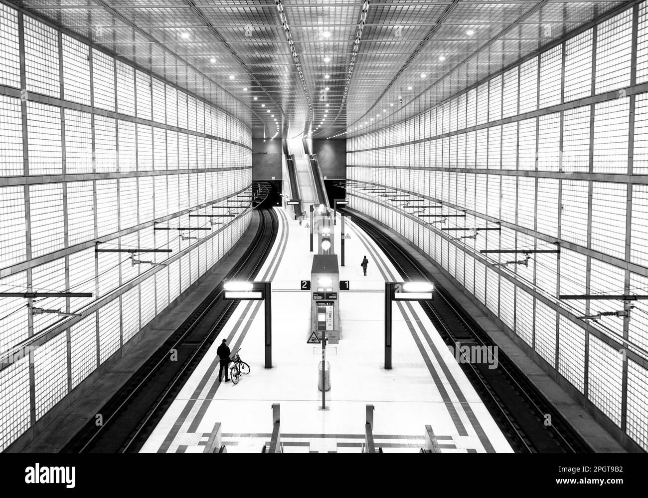 Tunnel train railway station Wilhelm-Leuschner-Platz S Bahn. Leipzig ...