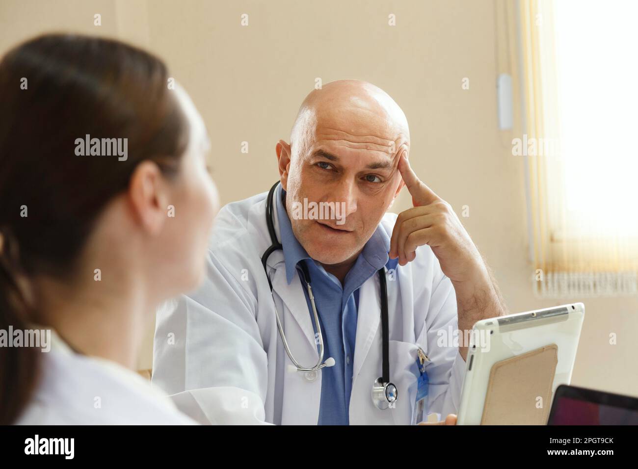 Team doctor talking and discussing in surgery treatment patient’s case ...