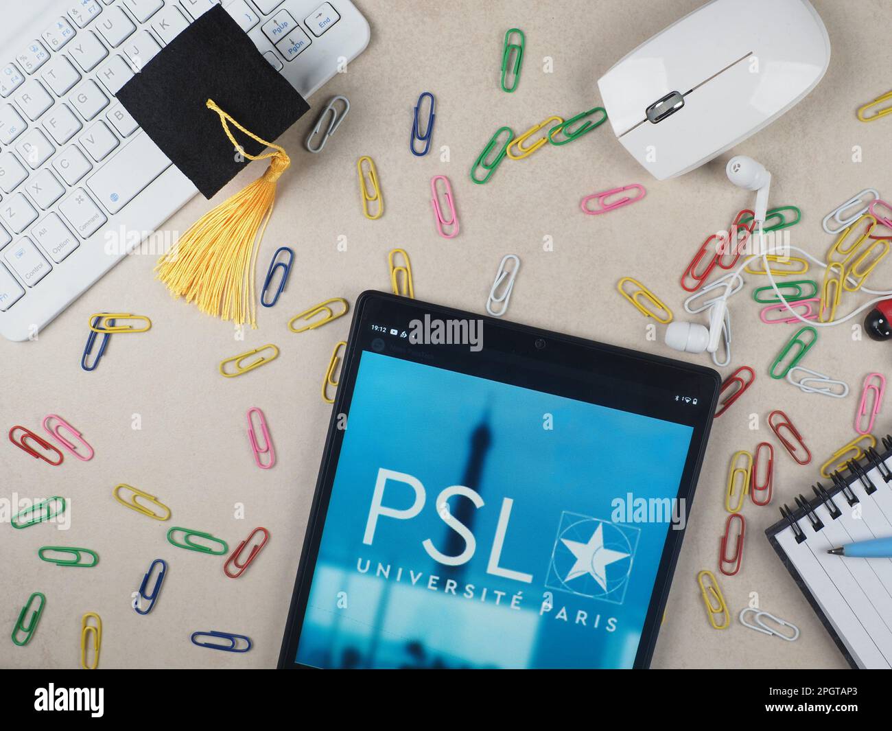 Psl logo hi-res stock photography and images - Alamy