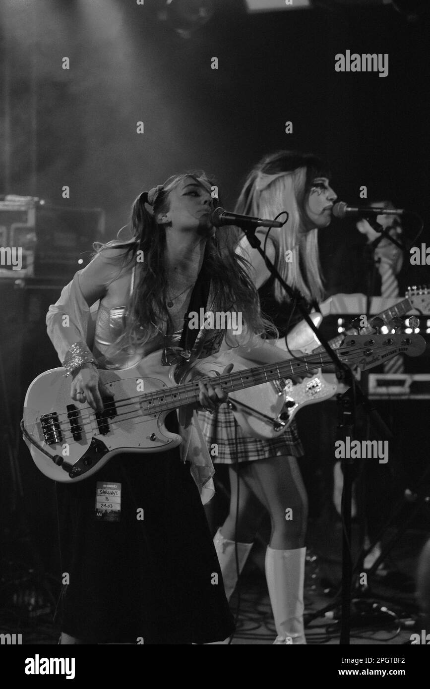 Baby of the bunch singing Black and White Stock Photos & Images - Alamy