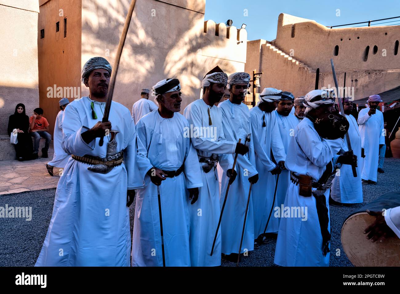 Traditional Omani sword (khanjar) dance, Nizwa, Oman Stock Photo - Alamy