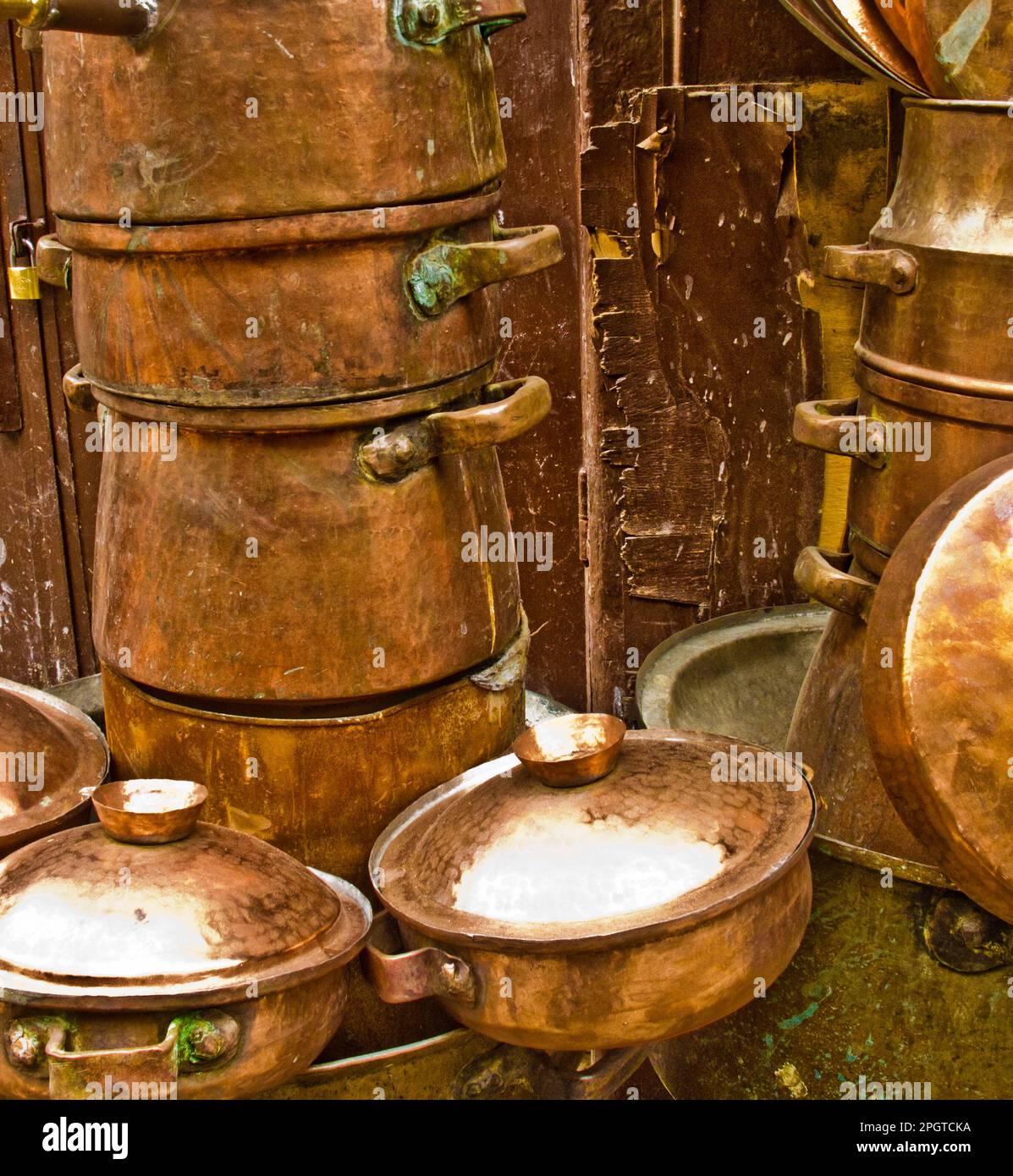 Copper pots, Fes, Morocco Stock Photo - Alamy