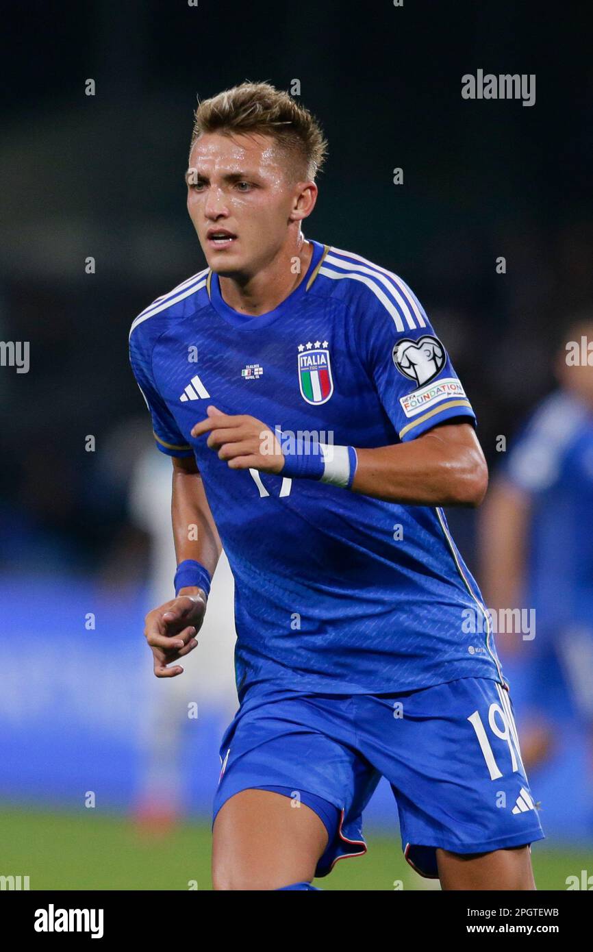 Italian's forward Mateo Retegui (Tigre) looks during European ...