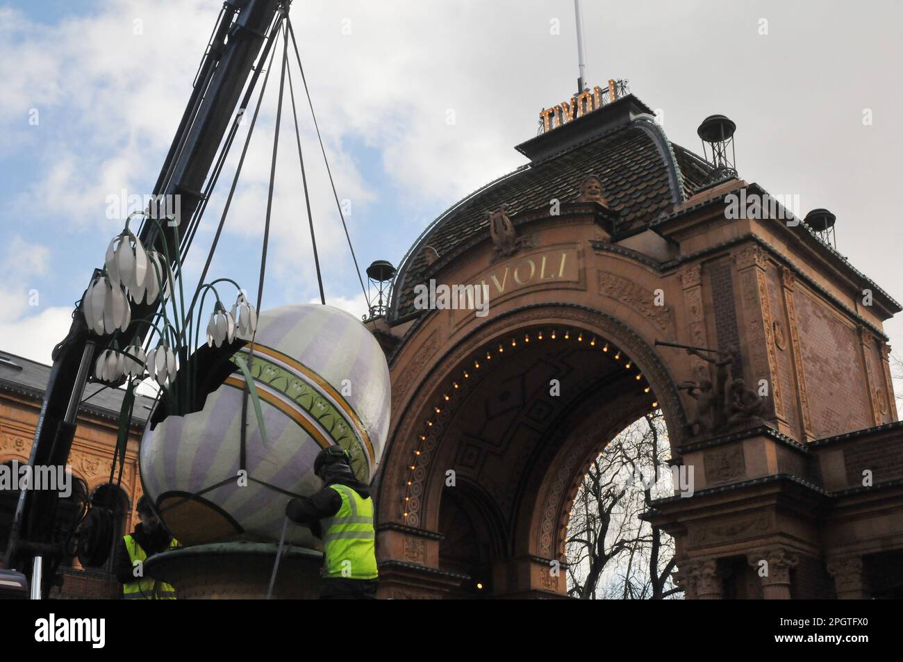 Copenhagen /Denmark/24 March 2023/Male placing huge Easter eggs at main ...