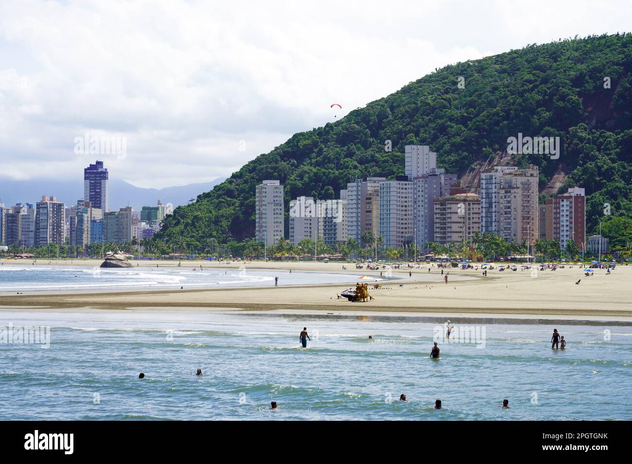 SANTOS, BRAZIL - MARCH 16, 2023: Sao Vicente and Santos beaches, Sao ... SANTOS, BRAZIL - MARCH 16, 2023: Sao Vicente and Santos beaches, Sao ...