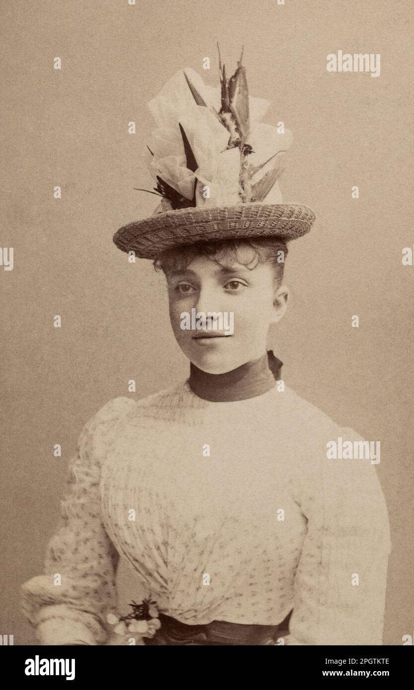 Jeanne Hugo (1869-1941) ( granddaughter of the French novelist, poet ...