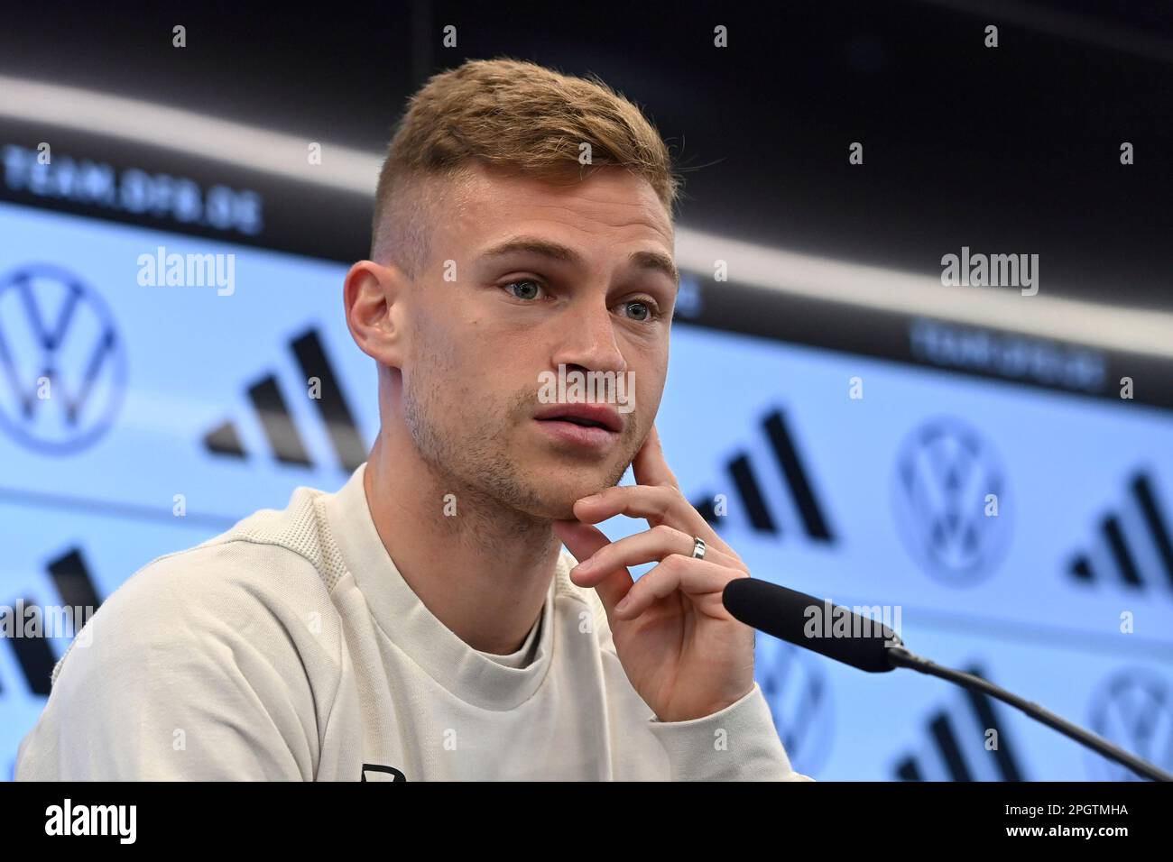 Frankfurt, Deutschland. 24th Mar, 2023. Joshua KIMMICH (GER), single ...