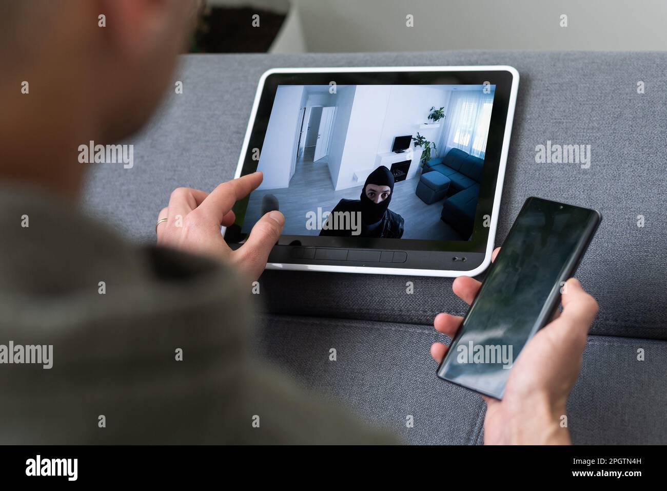 Protection of private residential building with help of an external ...