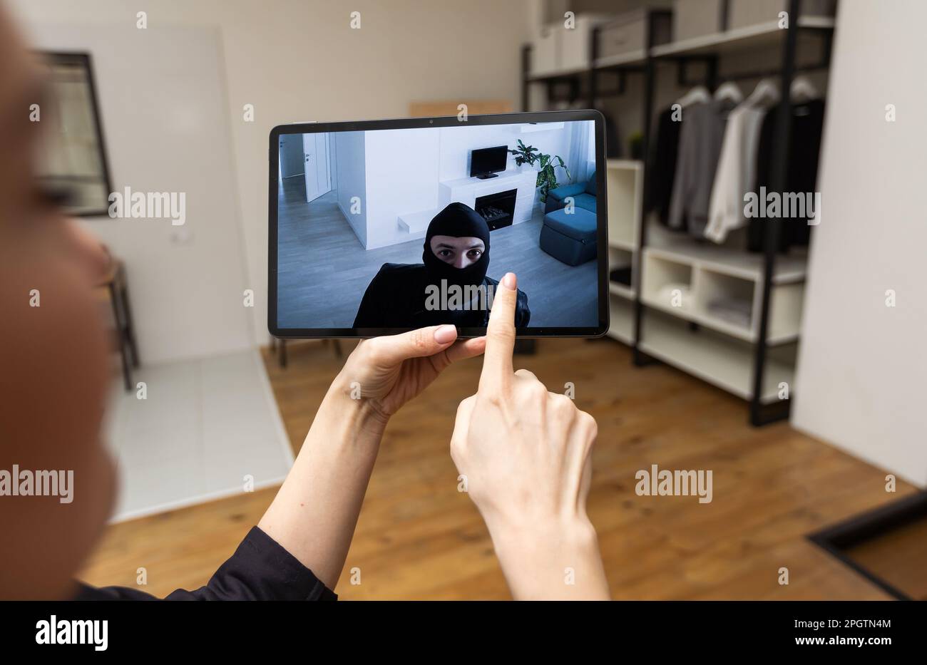 Cctv footage of robbery hi-res stock photography and images - Alamy