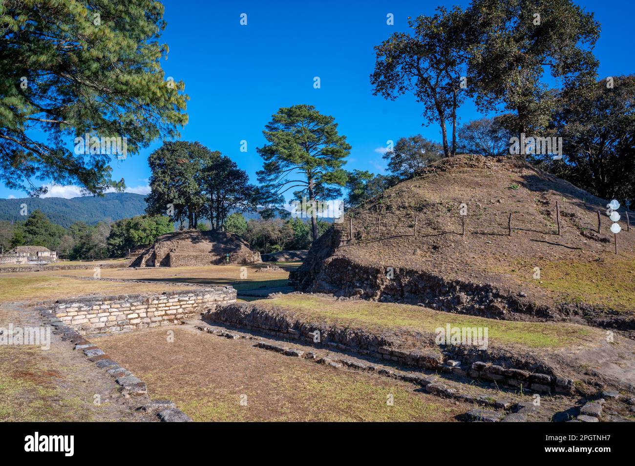 Iximche ruins in Guatemala Stock Photo - Alamy