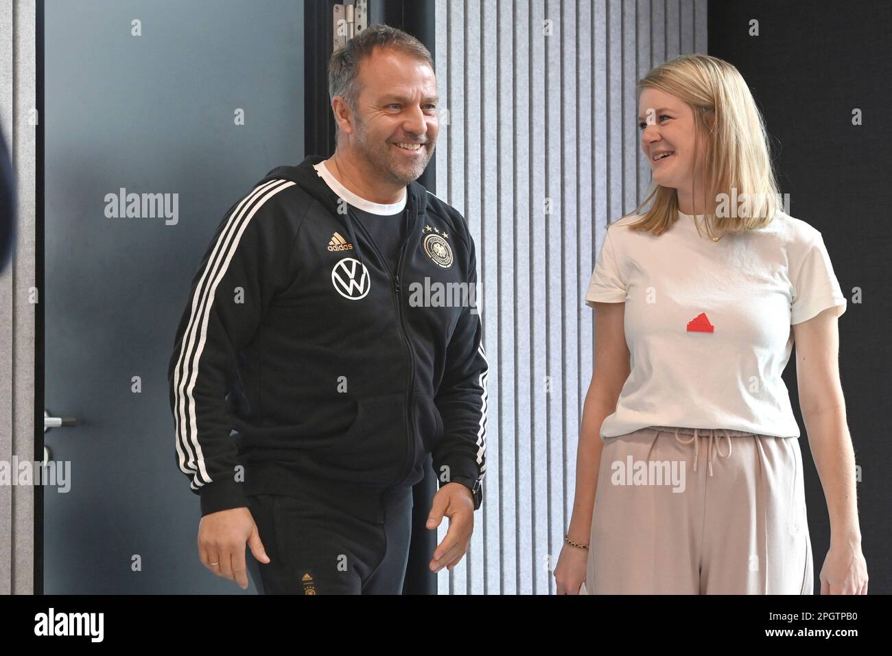 Frankfurt, Deutschland. 24th Mar, 2023. National coach Hans Dieter ...