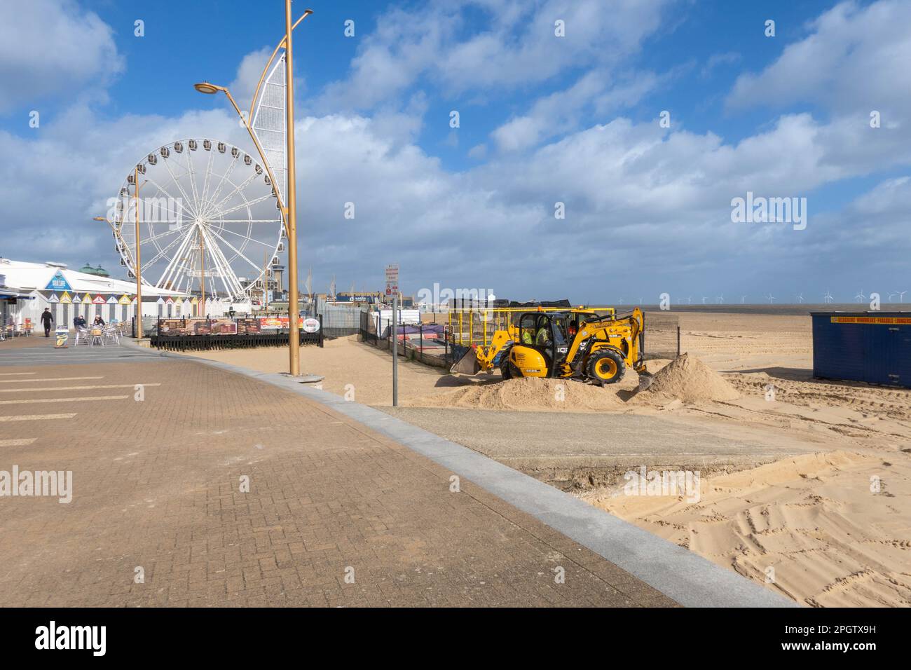 Diggers on Great Yarmouth beach moving sand away from sea walls after ...