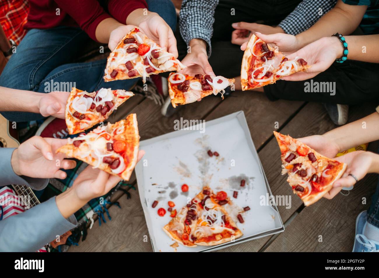 pizza food delivery party teenage eating lifestyle Stock Photo - Alamy