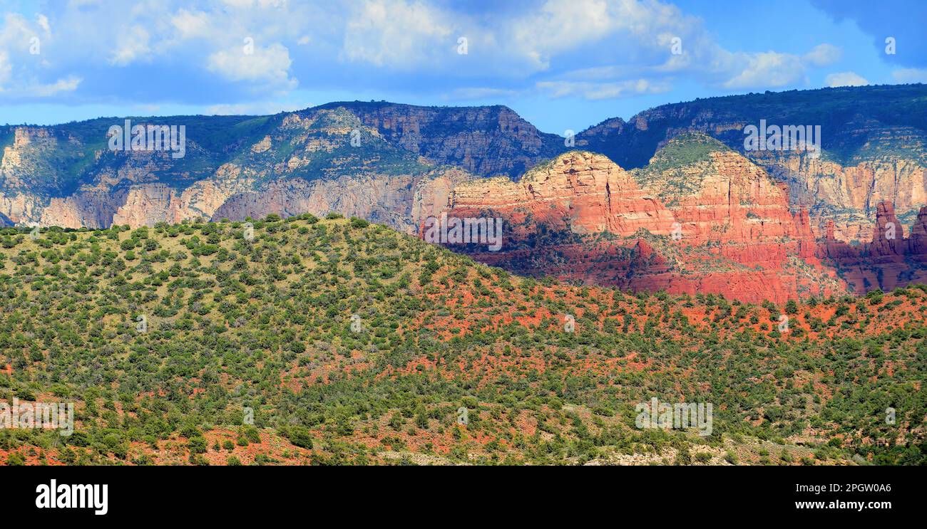 Sedona Arizona red rock country and mountains landscape Stock Photo - Alamy