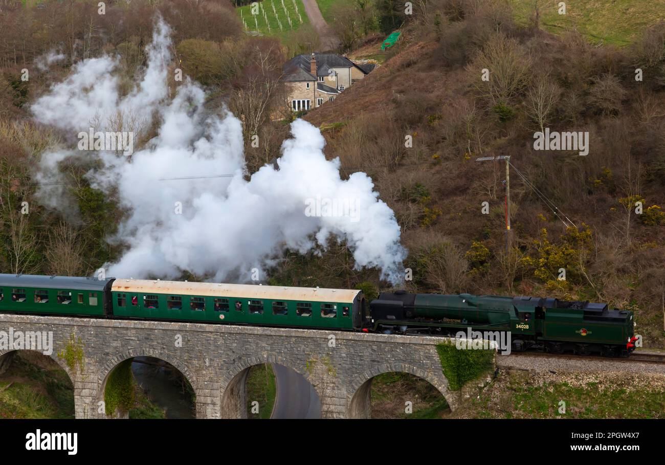 Corfe Castle Dorset, UK. 24th March 2023. Steam locomotive Eddystone ...