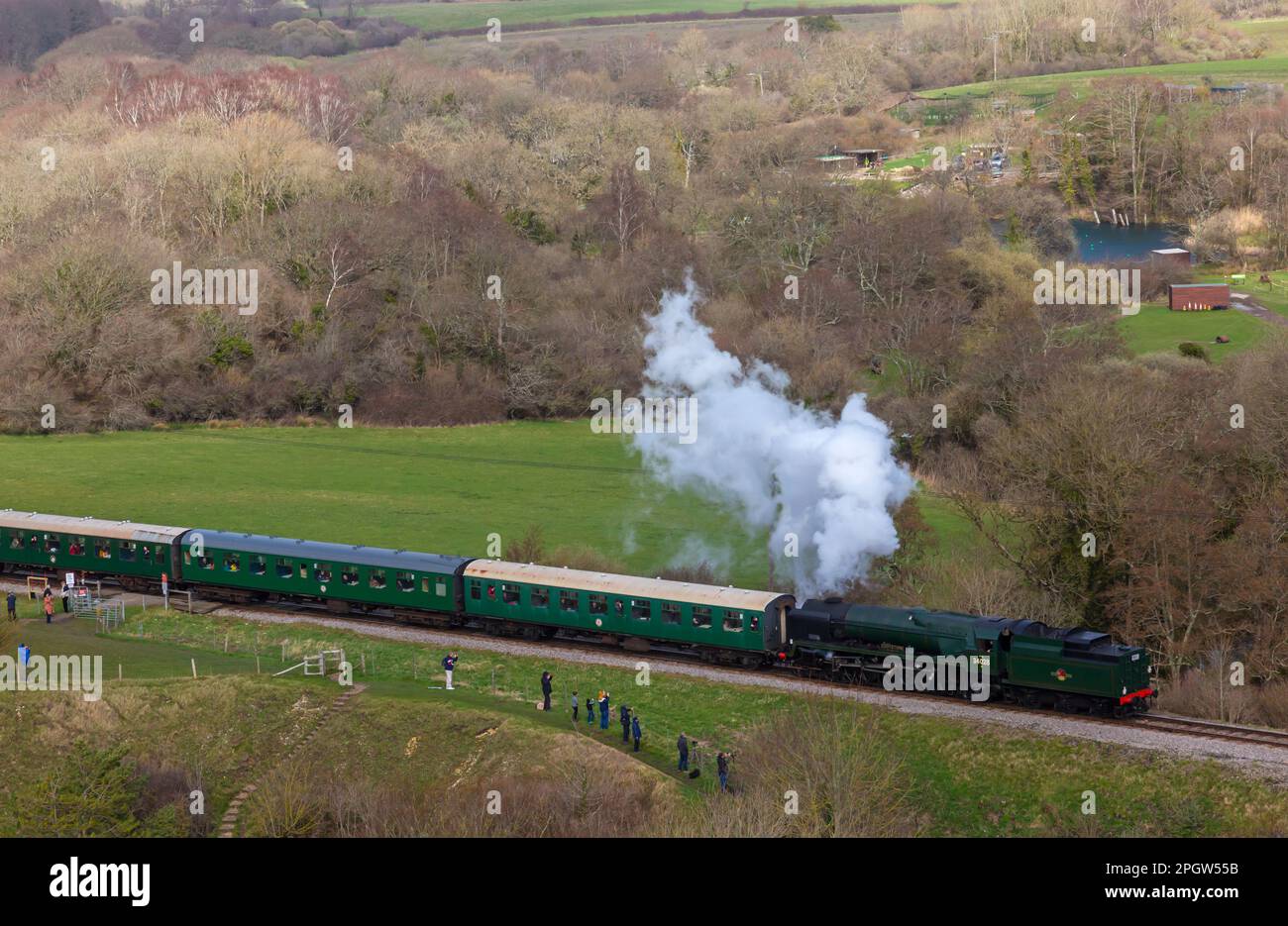 Corfe Castle Dorset, UK. 24th March 2023. Steam locomotive Eddystone ...