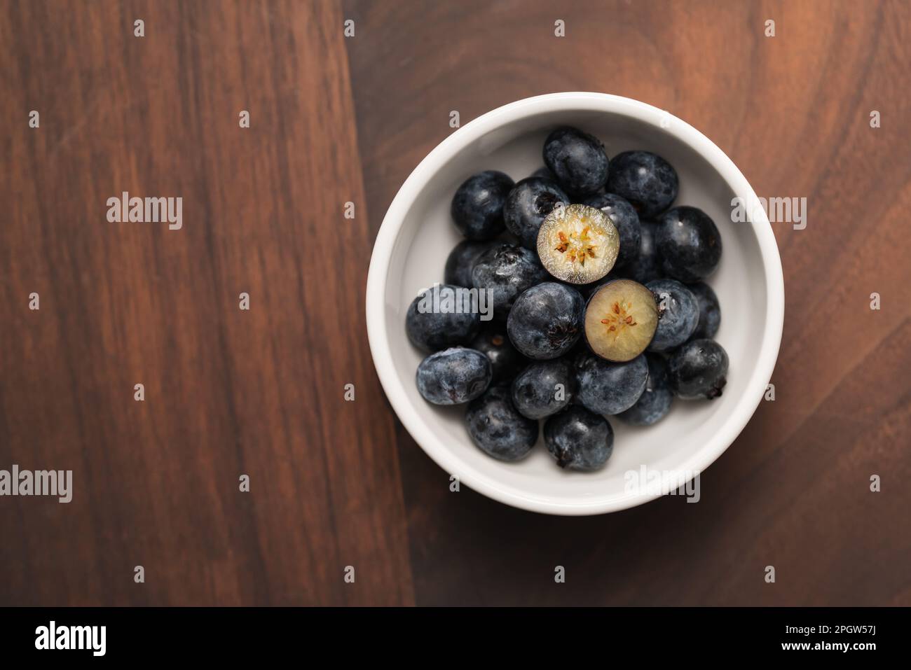 Top down food table group hi-res stock photography and images - Alamy