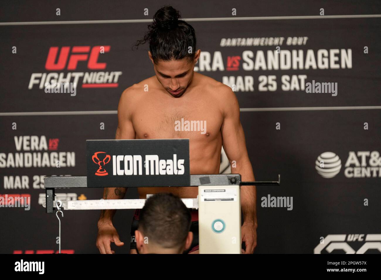 Cj vergara hi-res stock photography and images - Alamy