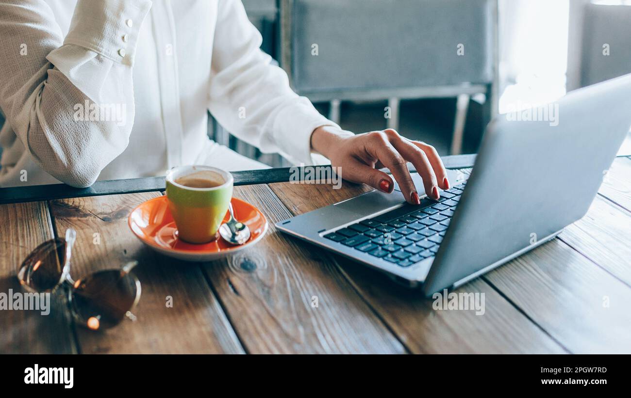 e commerce business online trading shopping woman Stock Photo - Alamy