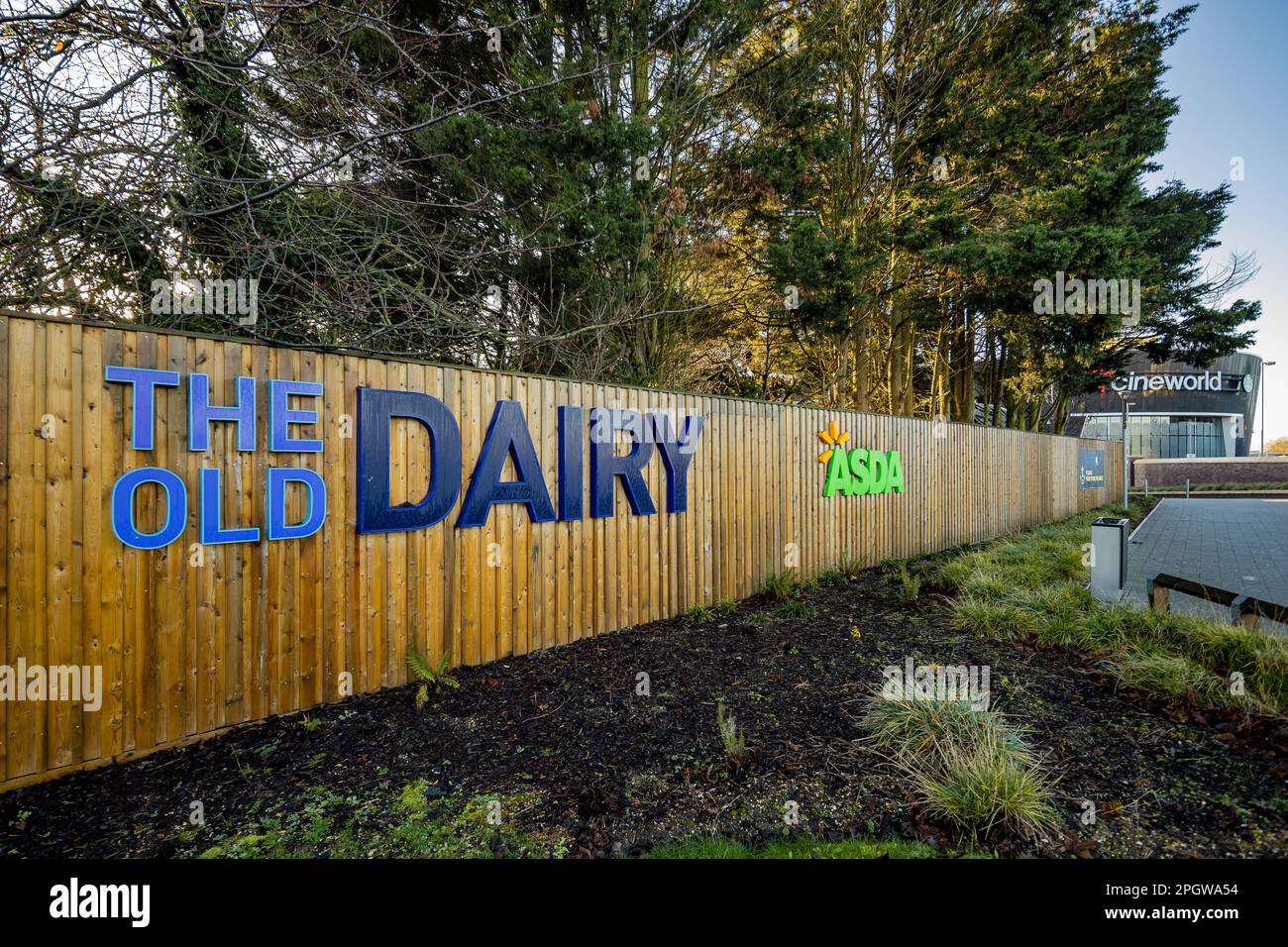 South Ruislip, London, England, UK - Local Area Photography Stock Photo ...