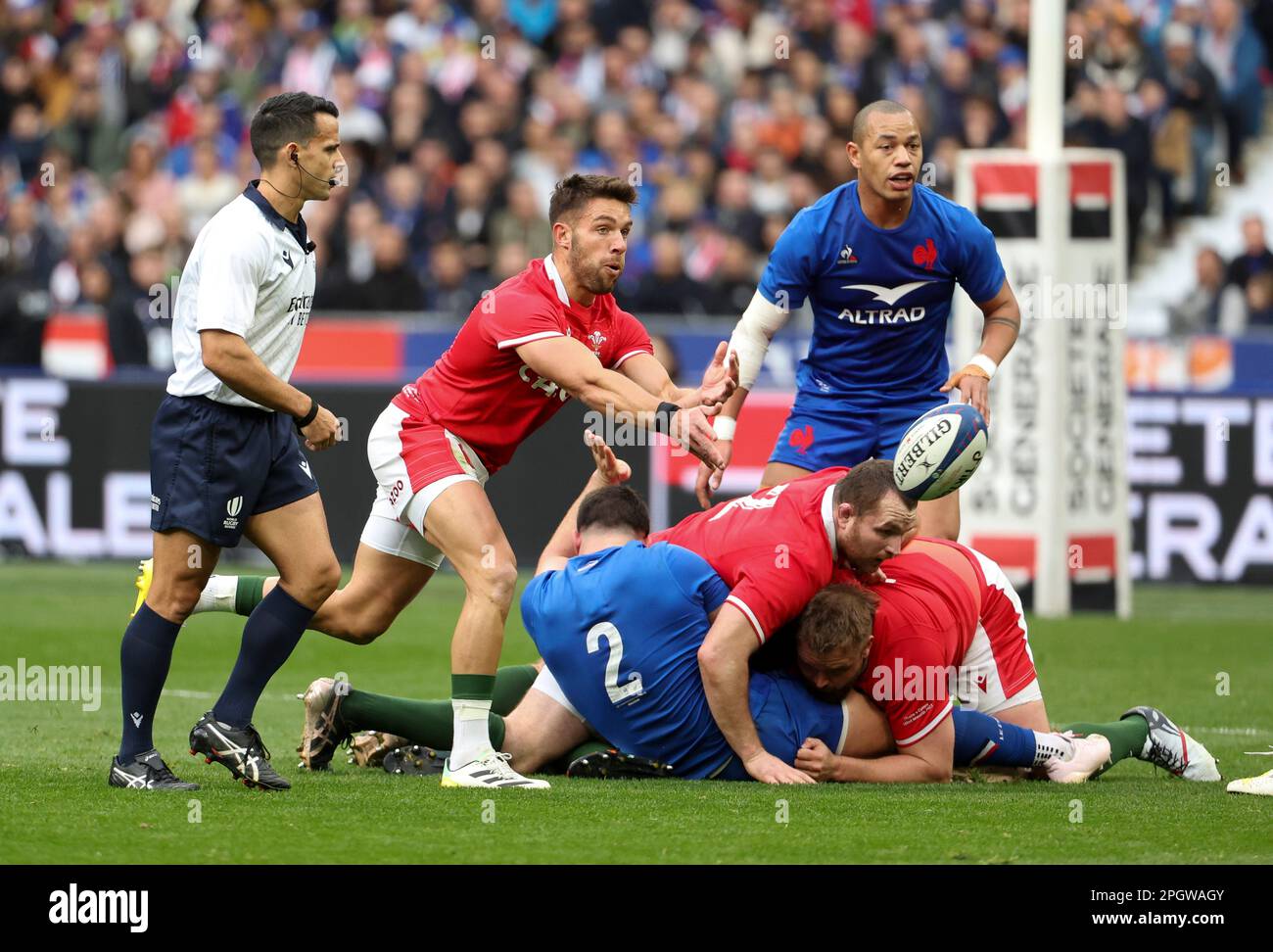 Rhys Webb of Wales, Gael Fickou of France during the Six Nations 2023 ...