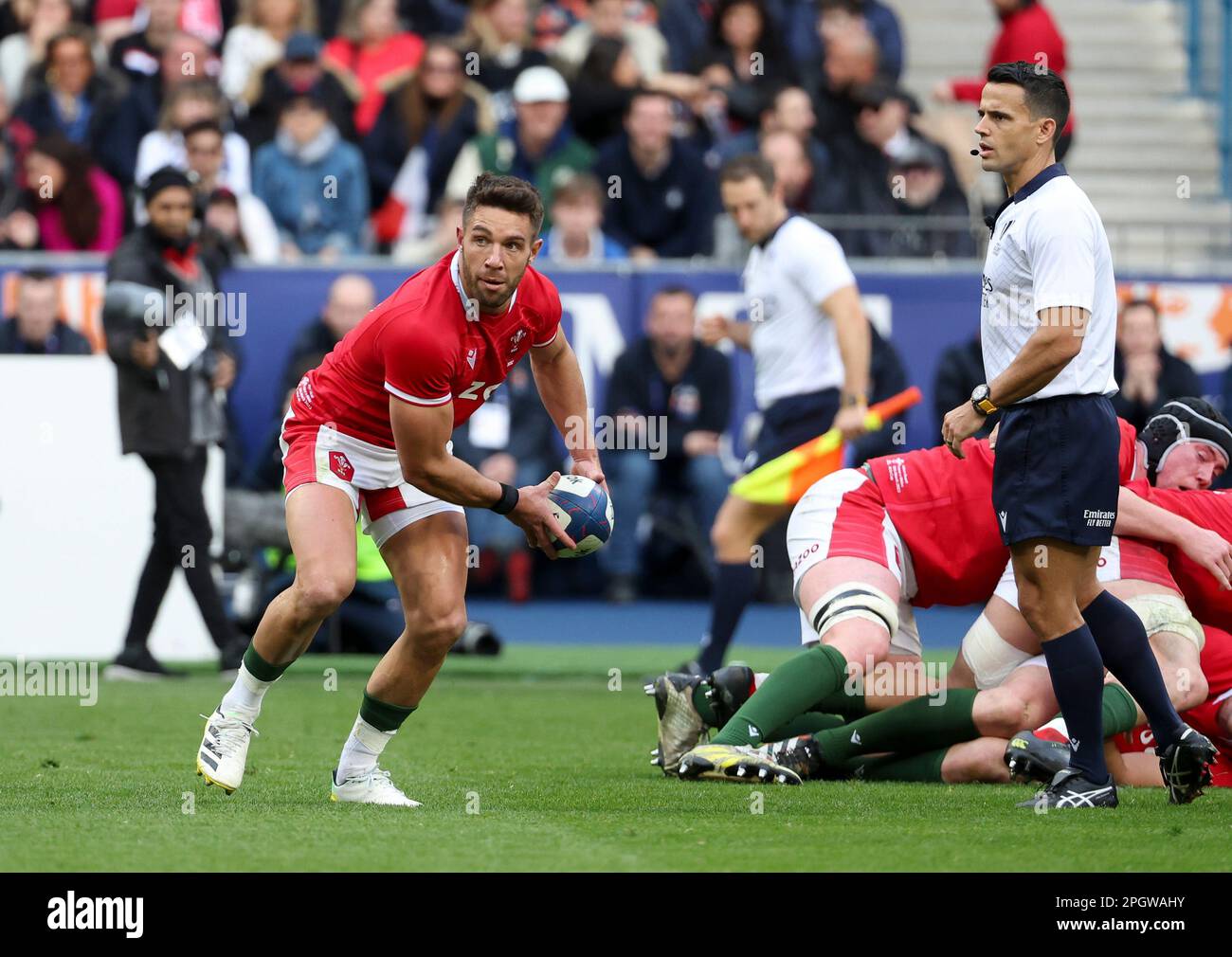 Rhys Webb of Wales, Referee Nic Berry of Australia during the Six ...