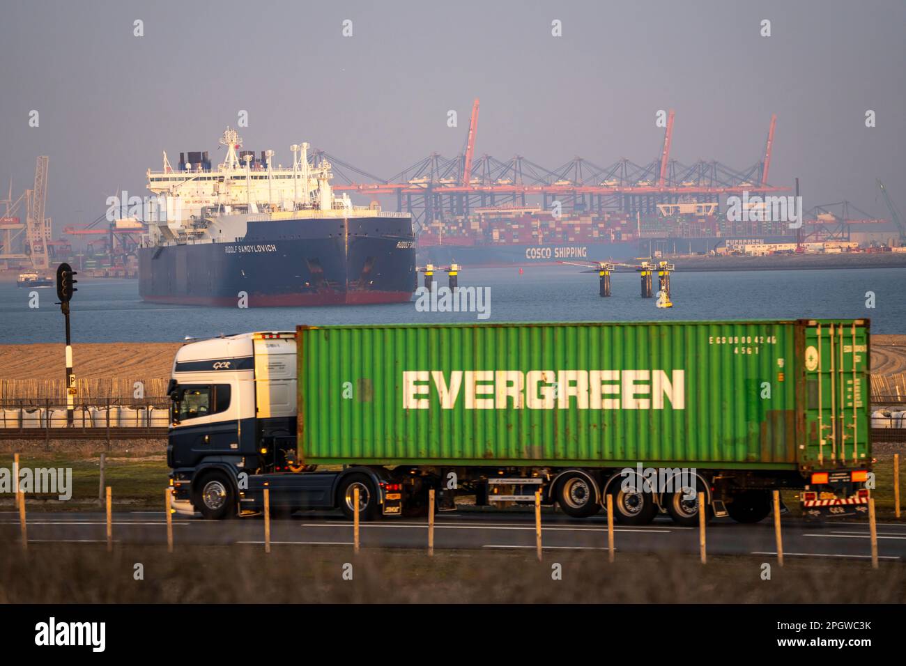 LNG tanker Rudolf Samoylovich, for liquid natural gas in the seaport of ...