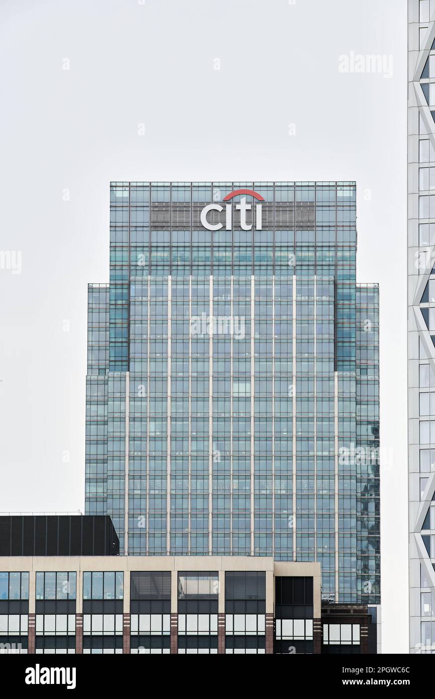 Citi bank building, among the skyscraper buildings at Canary Wharf, one ...