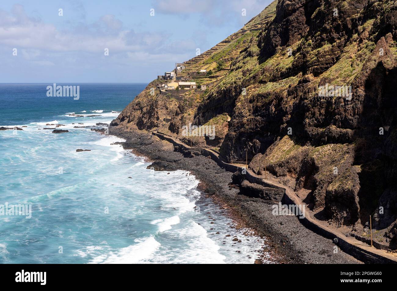 Spectacular coastal hiking trail from Cruzinga to Ponta do Sol ...
