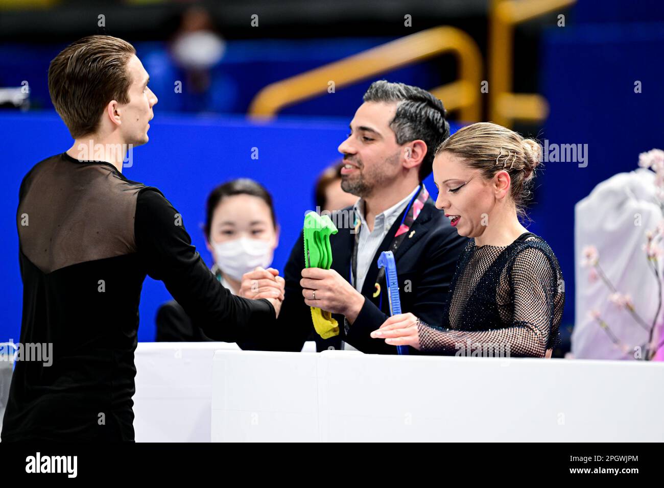 Victoria MANNI & Carlo ROETHLISBERGER (ITA), hugs with Luca Lanotte ...