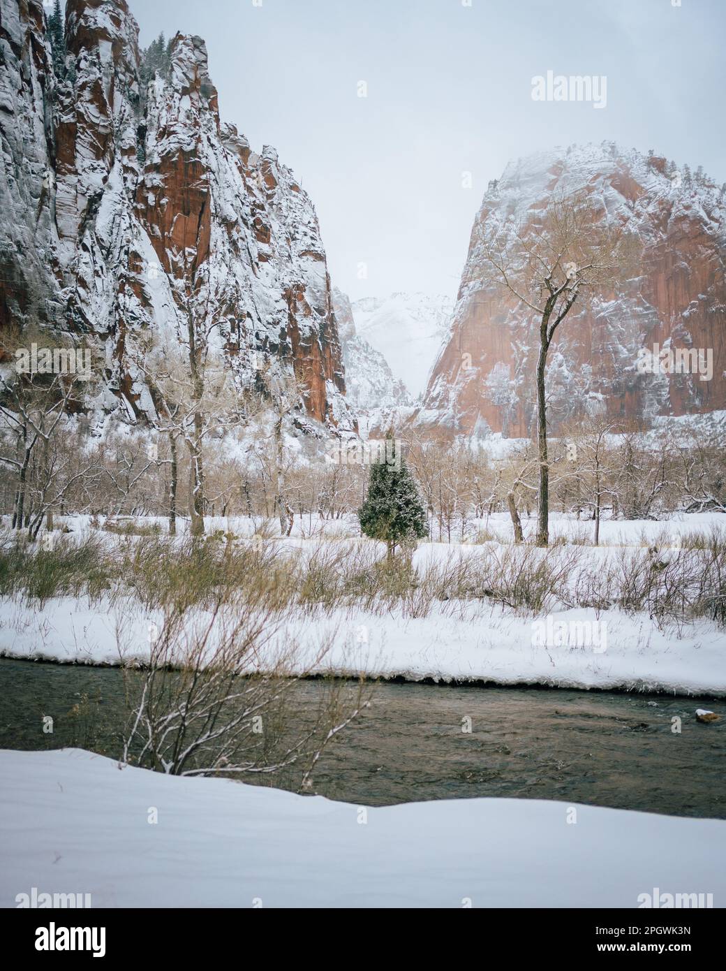 Utah winter mountain scene hi-res stock photography and images - Alamy