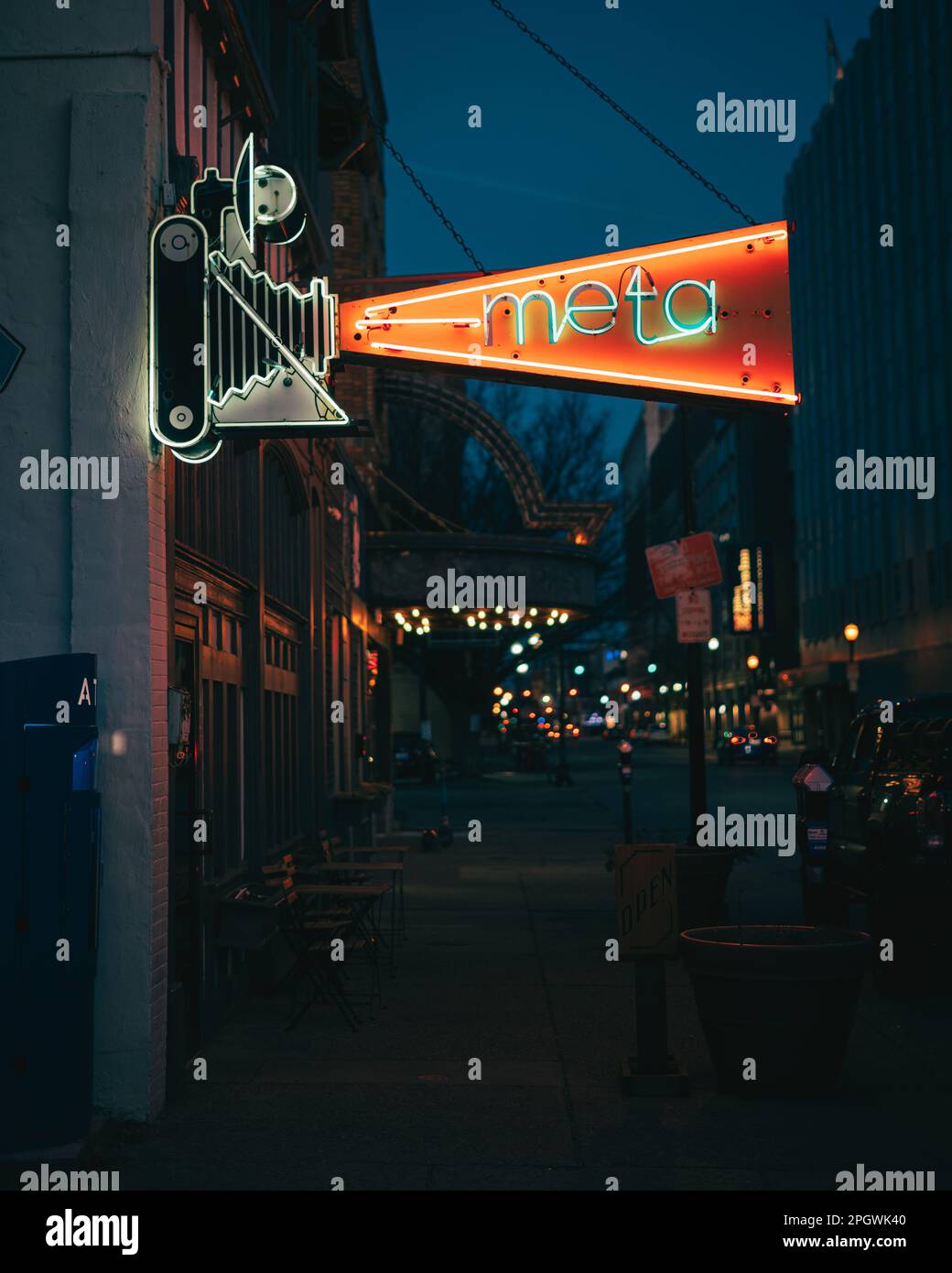META vintage neon sign at night, Louisville, Kentucky Stock Photo - Alamy