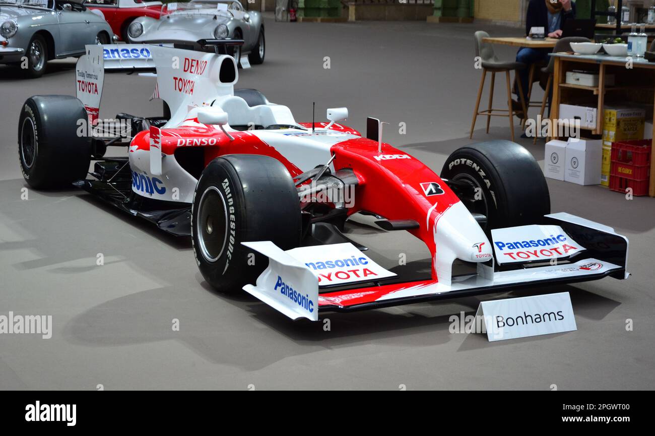 2008 toyota tf108 formula 1 hi-res stock photography and images - Alamy