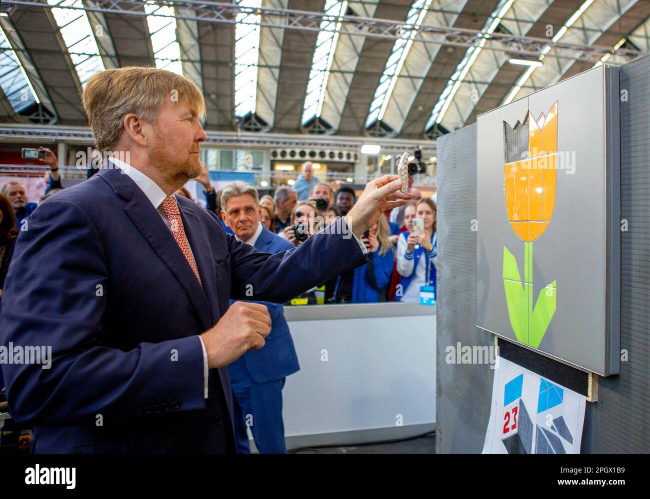 Amsterdam, Niederlande. 24th Mar, 2023. King Willem-Alexander of The ...