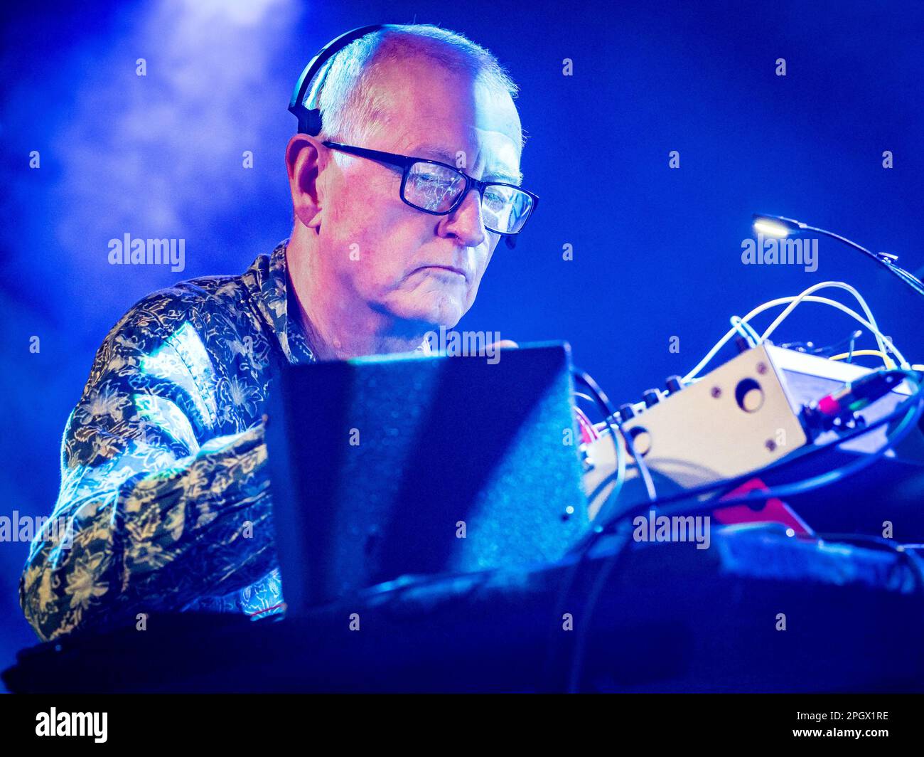 Steve Davis on modular synthesiser Stock Photo - Alamy