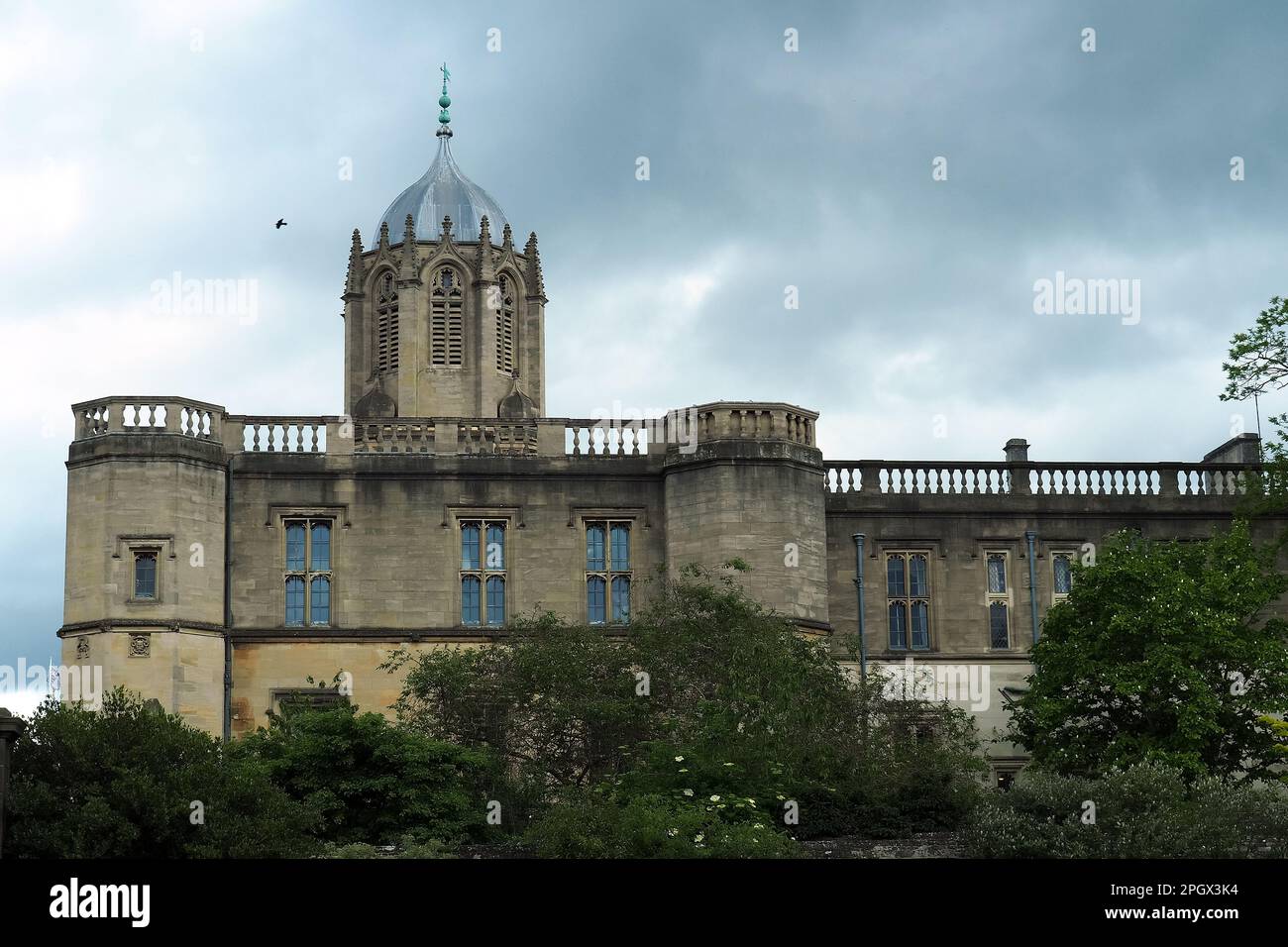 Tom Tower, bell tower, Christ Church, University of Oxford, Anglia ...