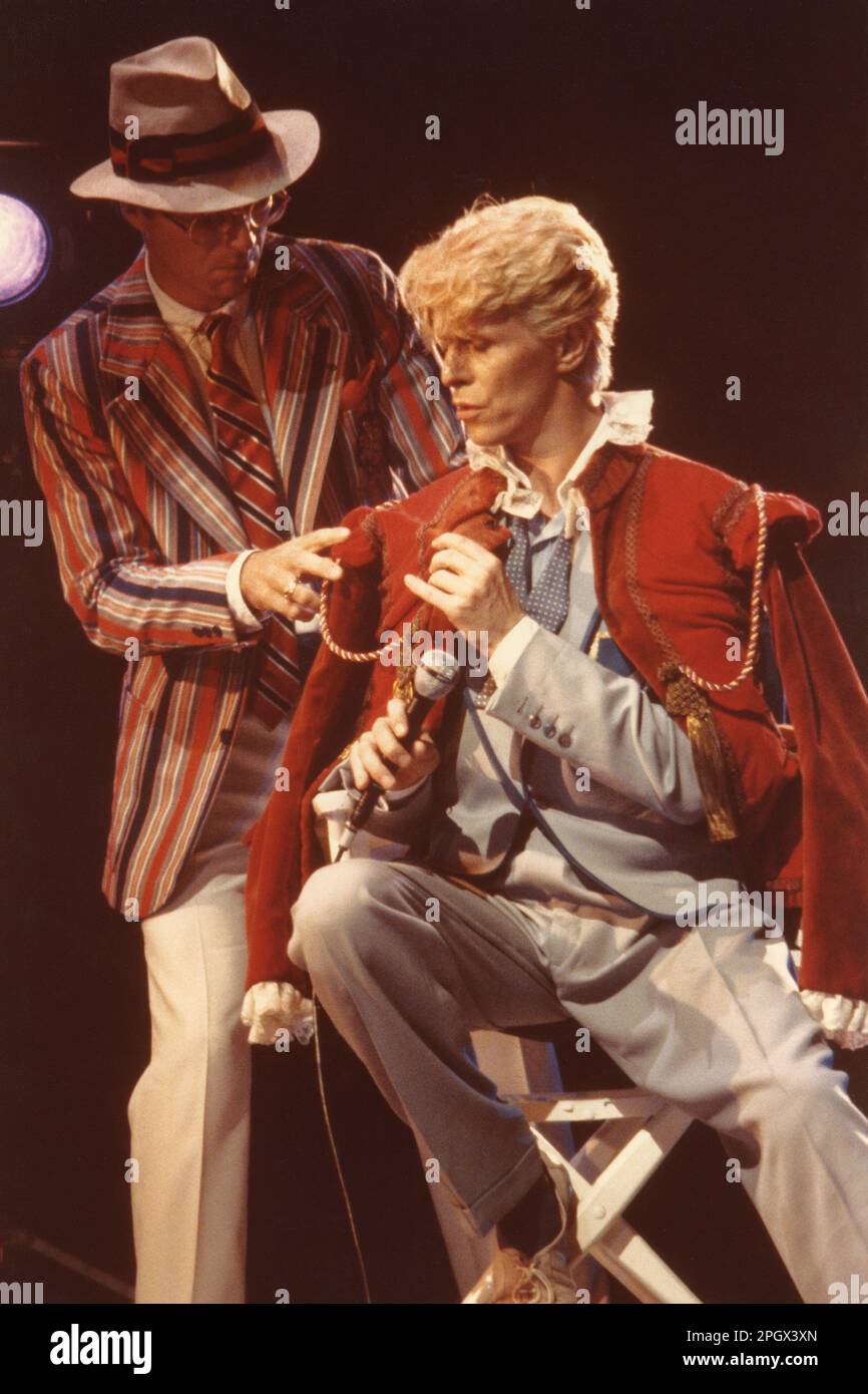 Simms brothers hi-res stock photography and images - Alamy